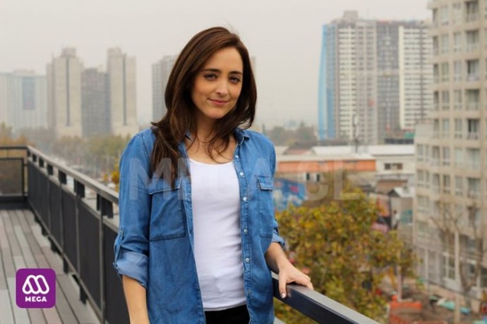 Fotos: El nuevo look de Francisca Walker para "Sres. Papis" - Tecache.cl