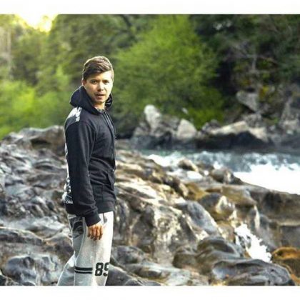 Fotos: Así luce hoy el ex chico "Yingo" Kneza - Tecache.cl