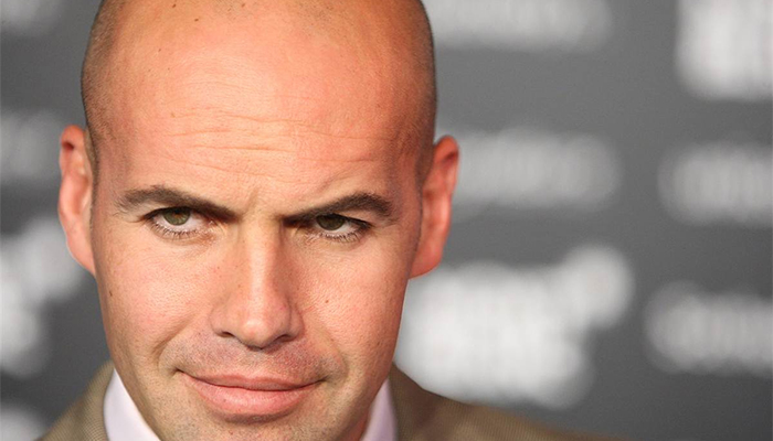 Así luce el villano de "Titanic" a los 51 años - Tecache.cl