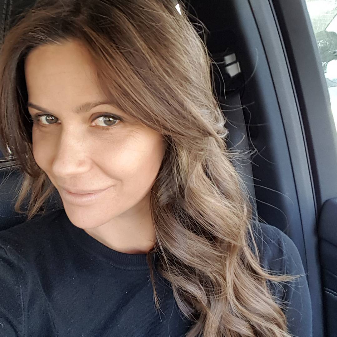 Así de guapa quedó Savka Pollak con su nuevo look - Tecache.cl