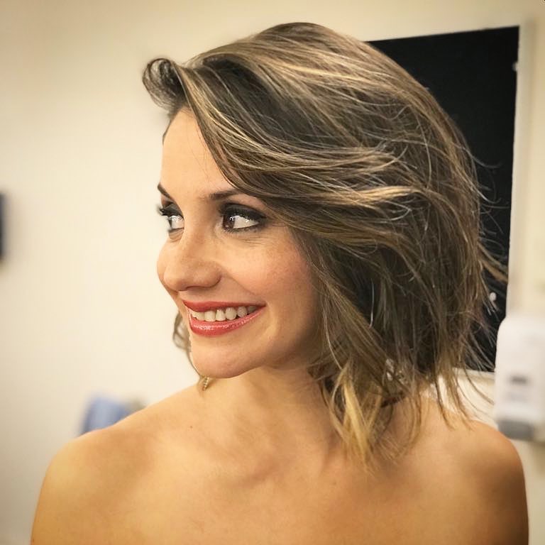 Rayén Araya llamó la atención por su renovado rostro - Tecache.cl