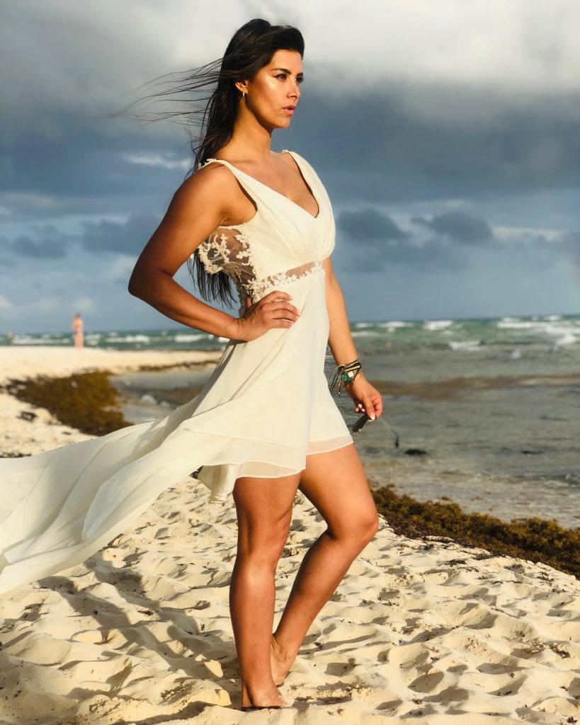 Yanina Halabi reconoció romance con hombre mayor - Tecache.cl