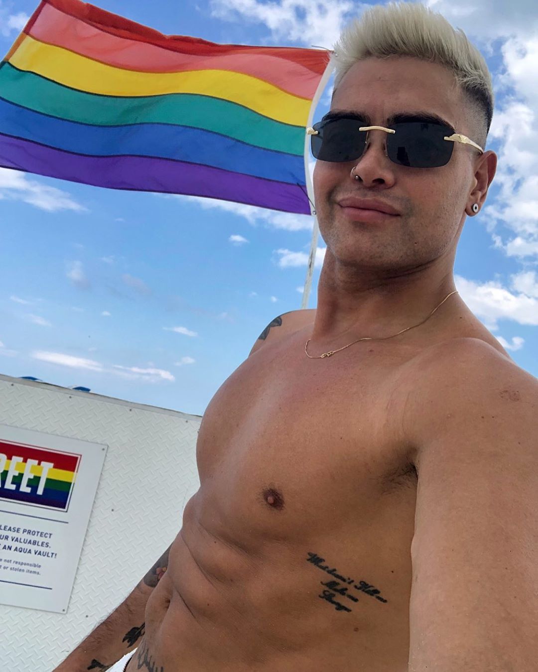 Desde el 'Miami Beach Gay Pride': Nelson Mauri estrena radical cambio ...