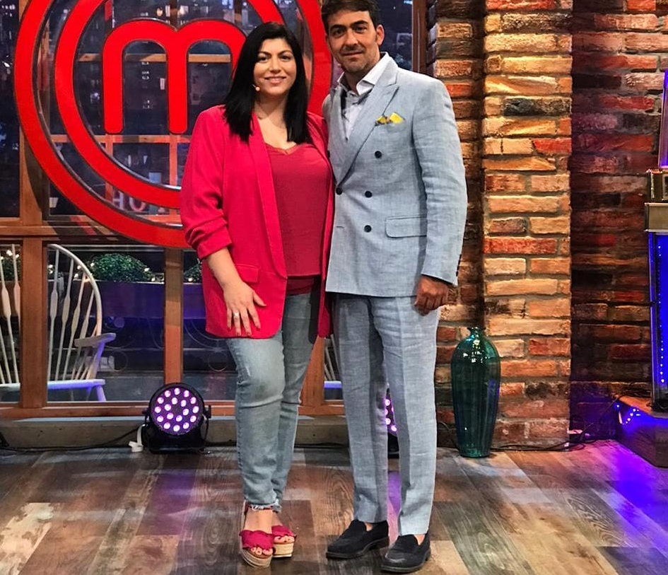 Chef Fernanda Fuentes cautiva con su nuevo look - Tecache.cl