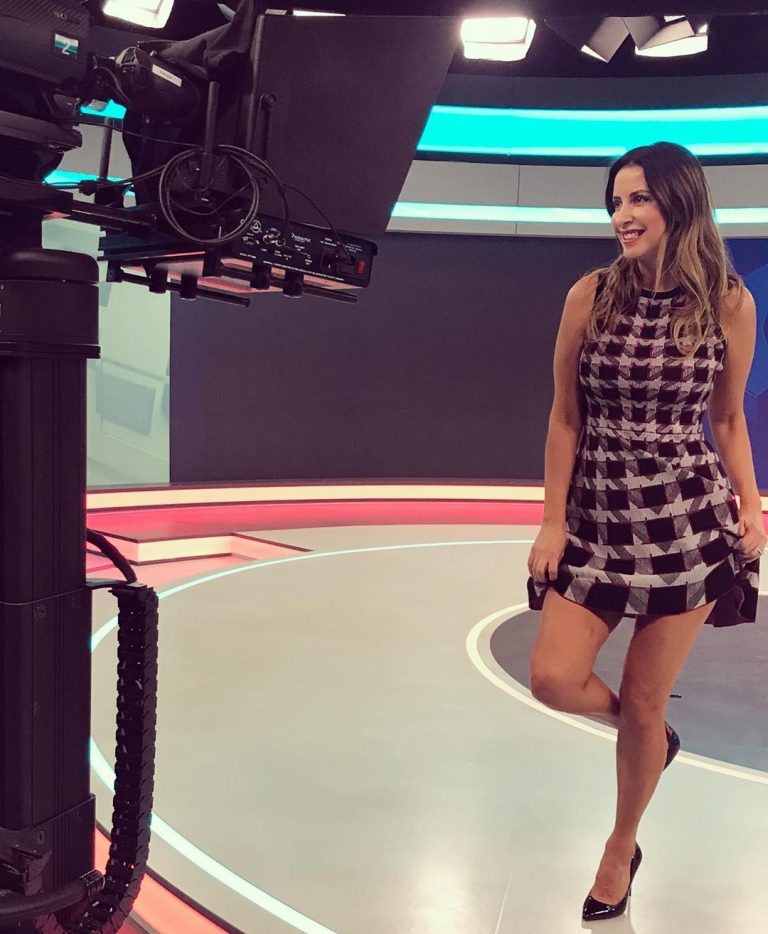 Conductora de "El tiempo", Vanessa Noé, saca aplausos con sus fotos en ...