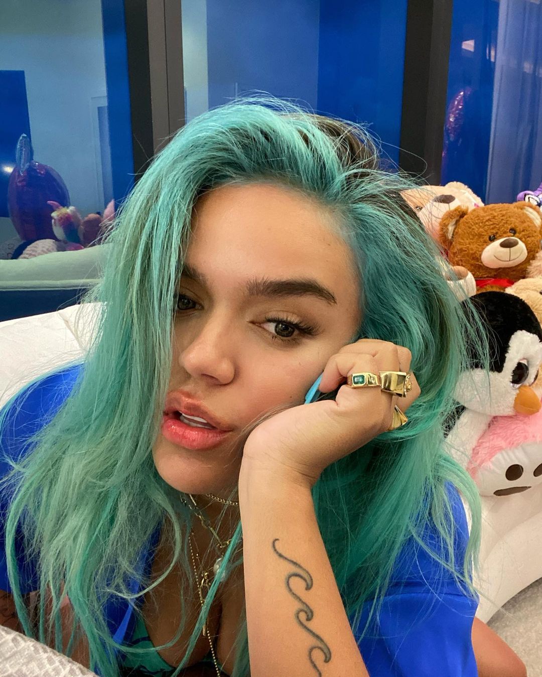 Las sensuales fotos en bikini de Karol G - Tecache.cl