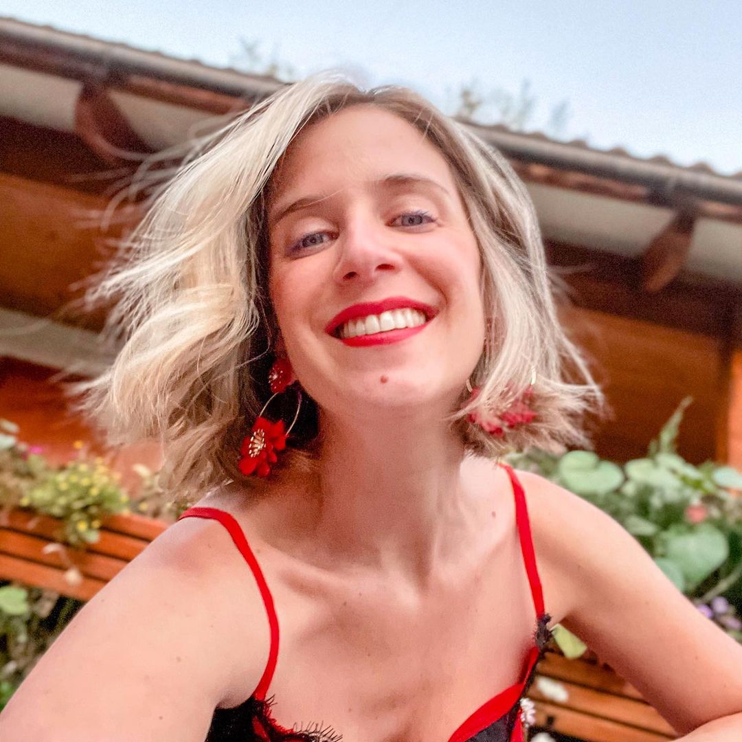 "Que linda": Alison Mandel sorprende con radical cambio de look ...