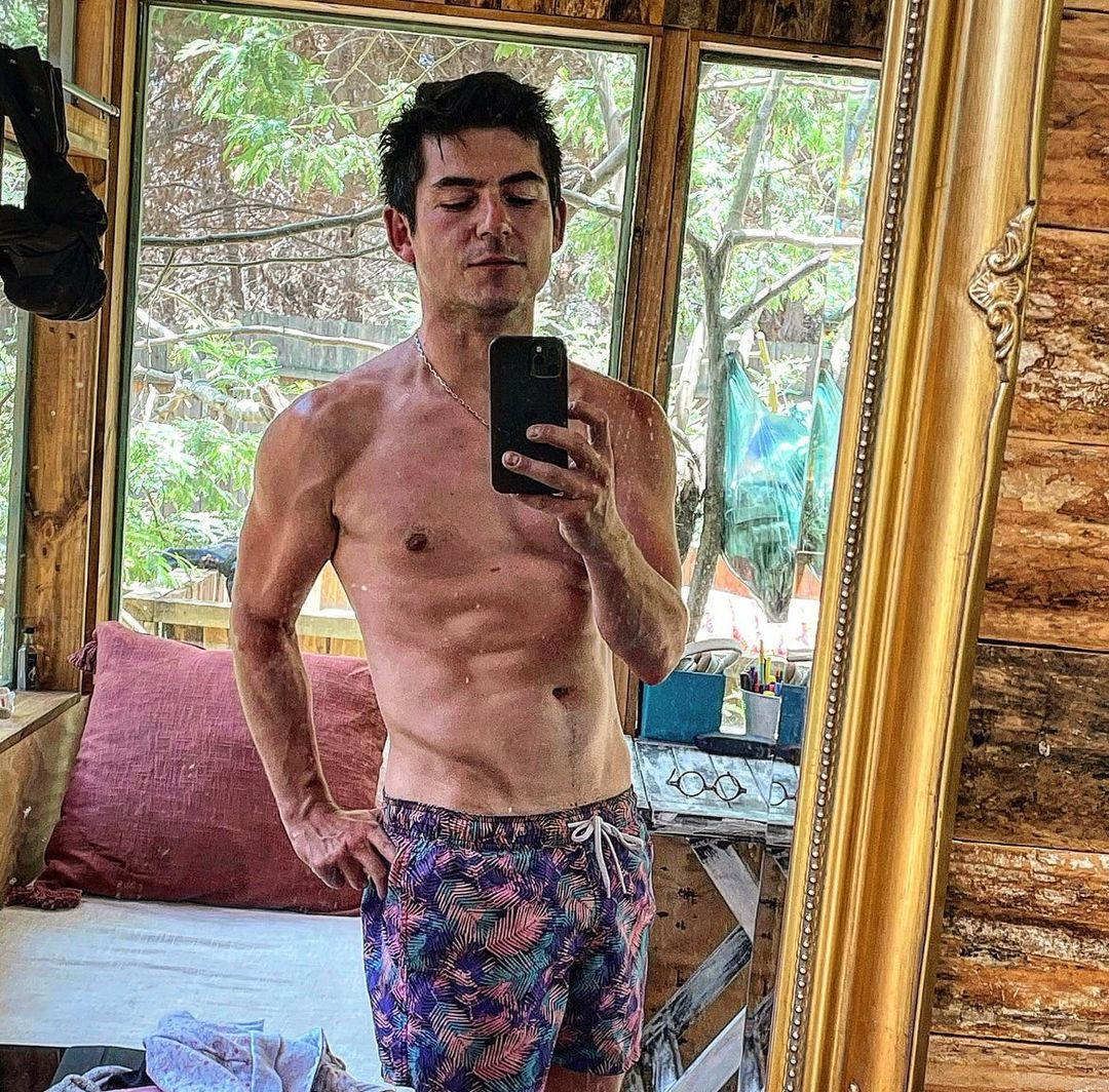 "Lo que se perdió Anita": Actor Claudio Castellón sorprende mostrando ...