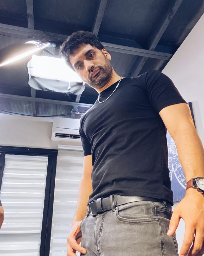 Esta es la polola en la vida real del actor Felipe Contreras, de "Juego ...