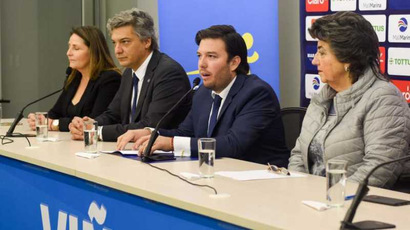 Con amenazas de muertes y muñecos vudú amedrentan al presidente de ...