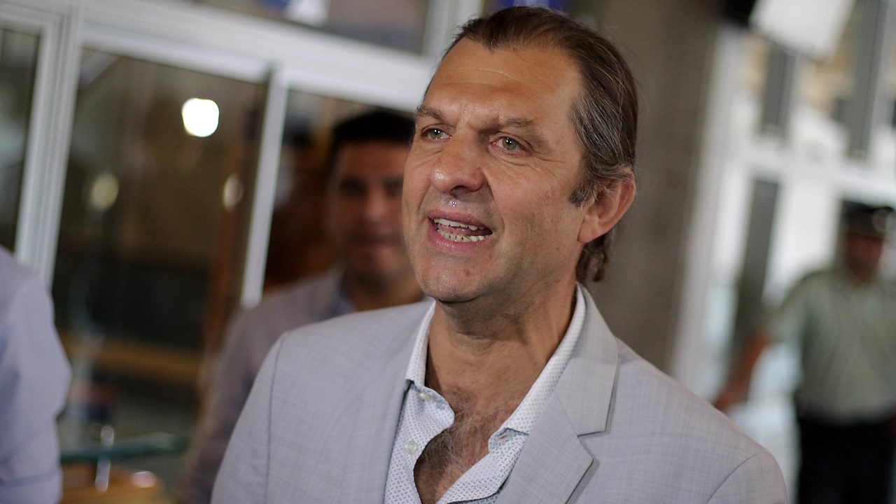 Aníbal Mosa es reelecto como presidente de Blanco y Negro - Te Caché ...