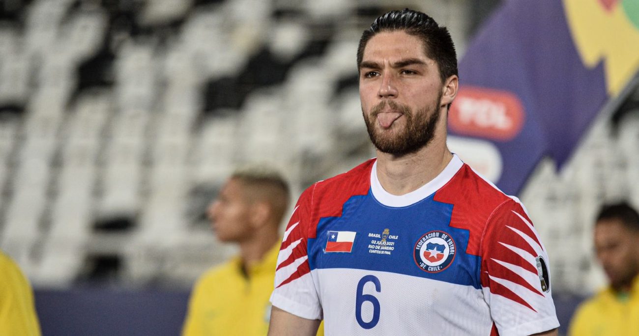 Francisco Sierralta fue liberado de la convocatoria de La Roja - Te ...