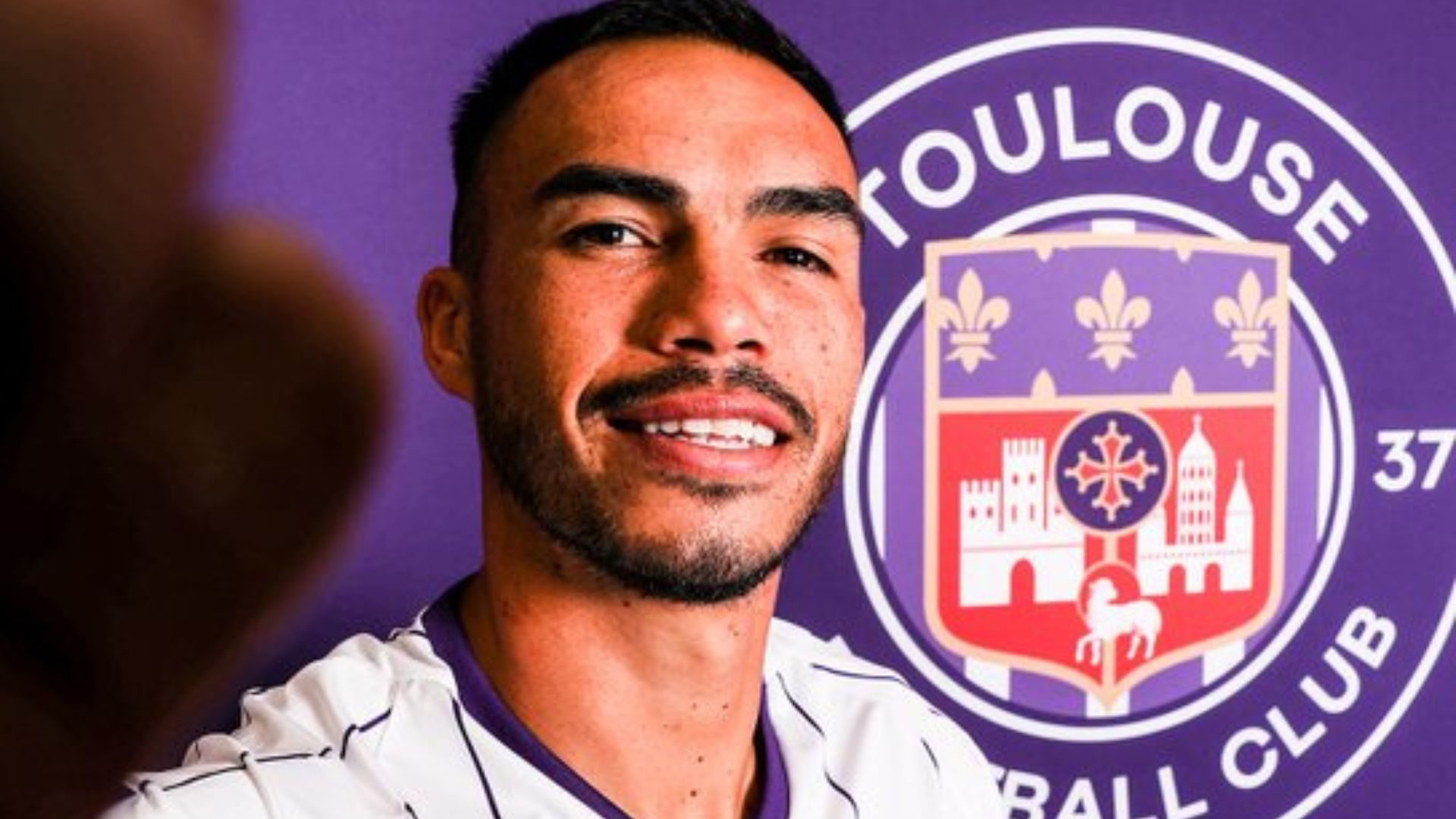 Toulouse FC oficializó el fichaje del ex Colo Colo Gabriel Suazo - Te ... Toulouse FC oficializó el fichaje del ex Colo Colo Gabriel Suazo - Te ...