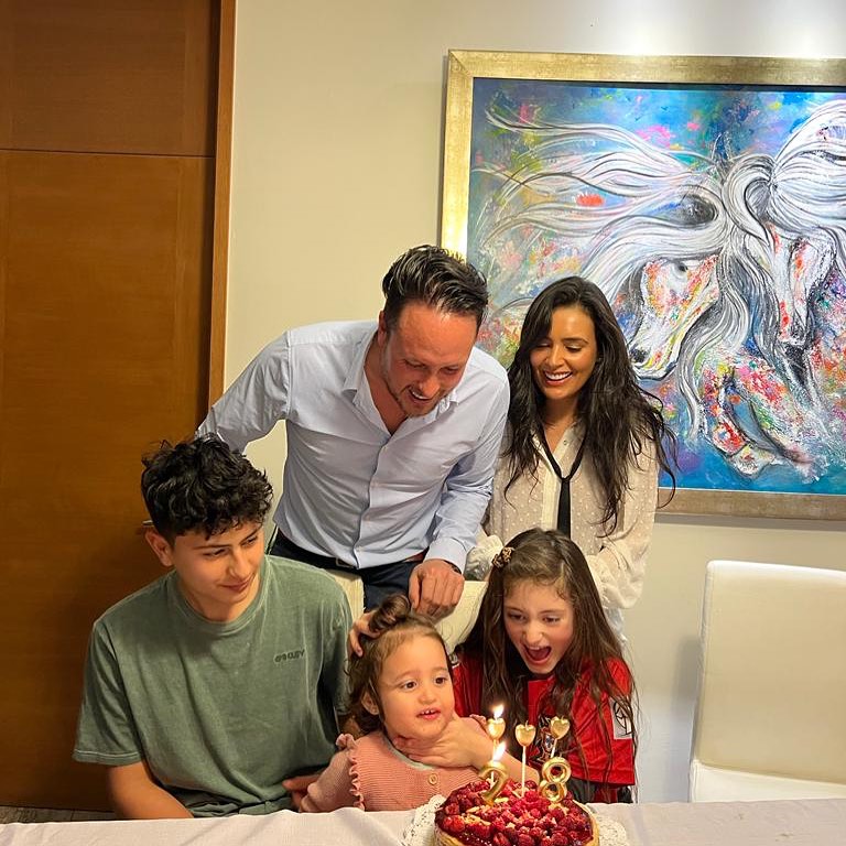 Así de grande está Amalia: Hija de Dominique Gallego y Rodrigo ...