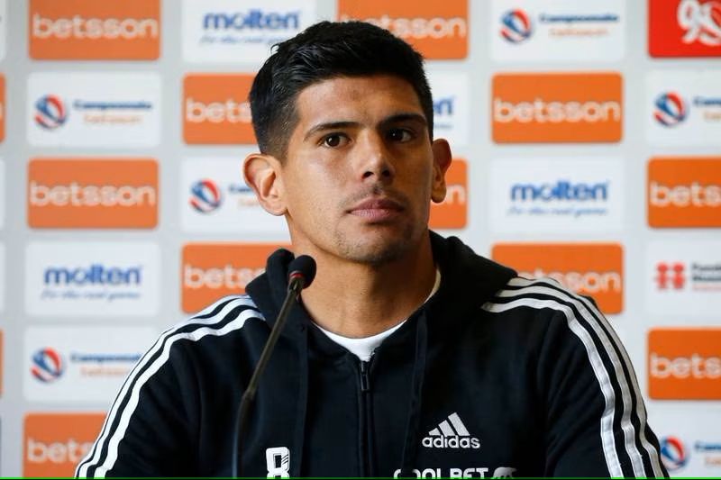 "Espero que se vaya y no juegue el Superclásico": Pávez sobre el futuro ...