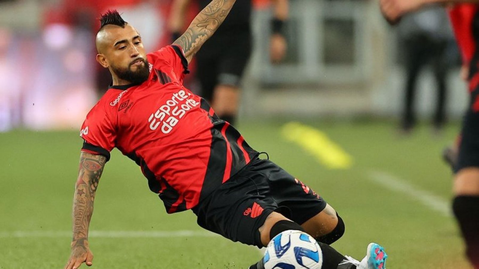 Bolívar de Ronnie Fernández eliminó a Atlético Paranaense de Arturo ...