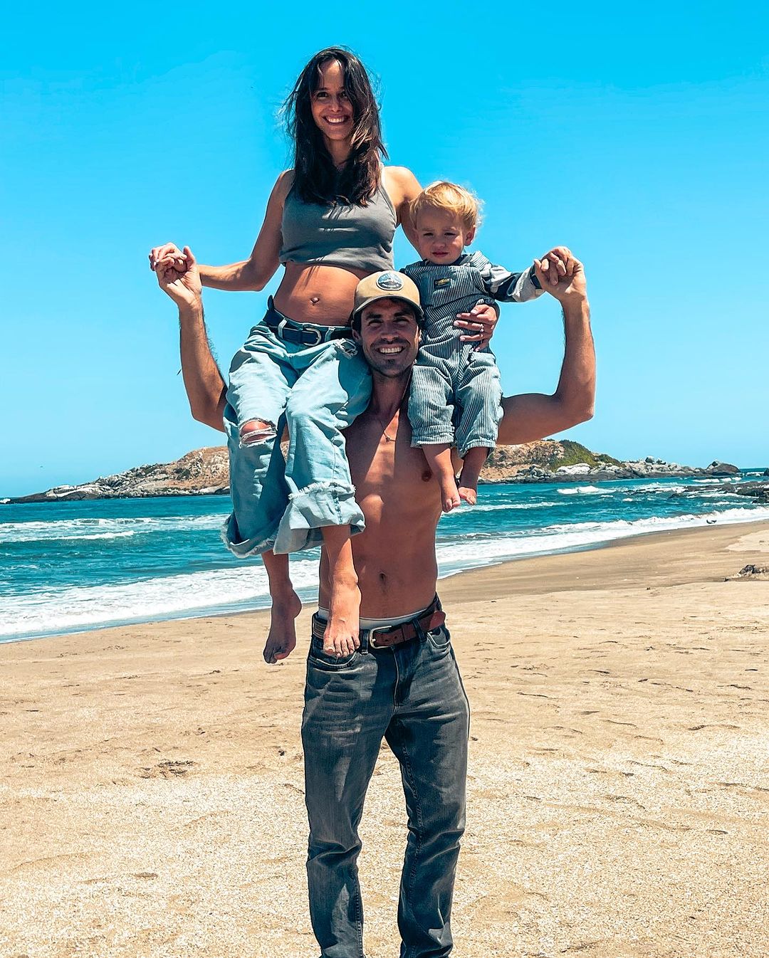 Conocida pareja de actores chilenos anuncian que serán padres por ...