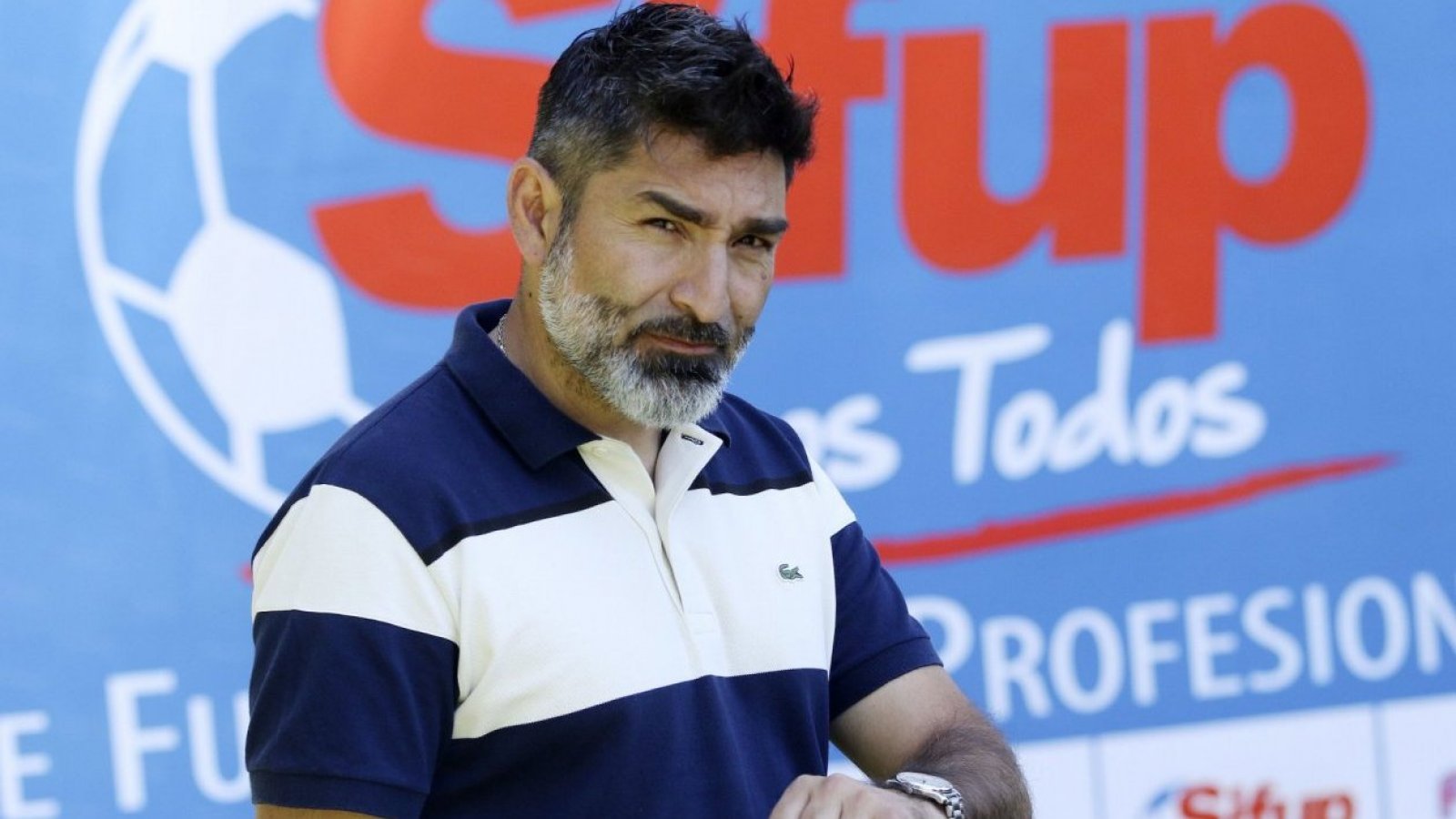 Futbolistas votaron paro indefinido y no iniciarán el Campeonato ...