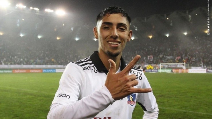 Jorge Almirón cortó a dos jugadores de Colo Colo: los mandó a jugar en ...