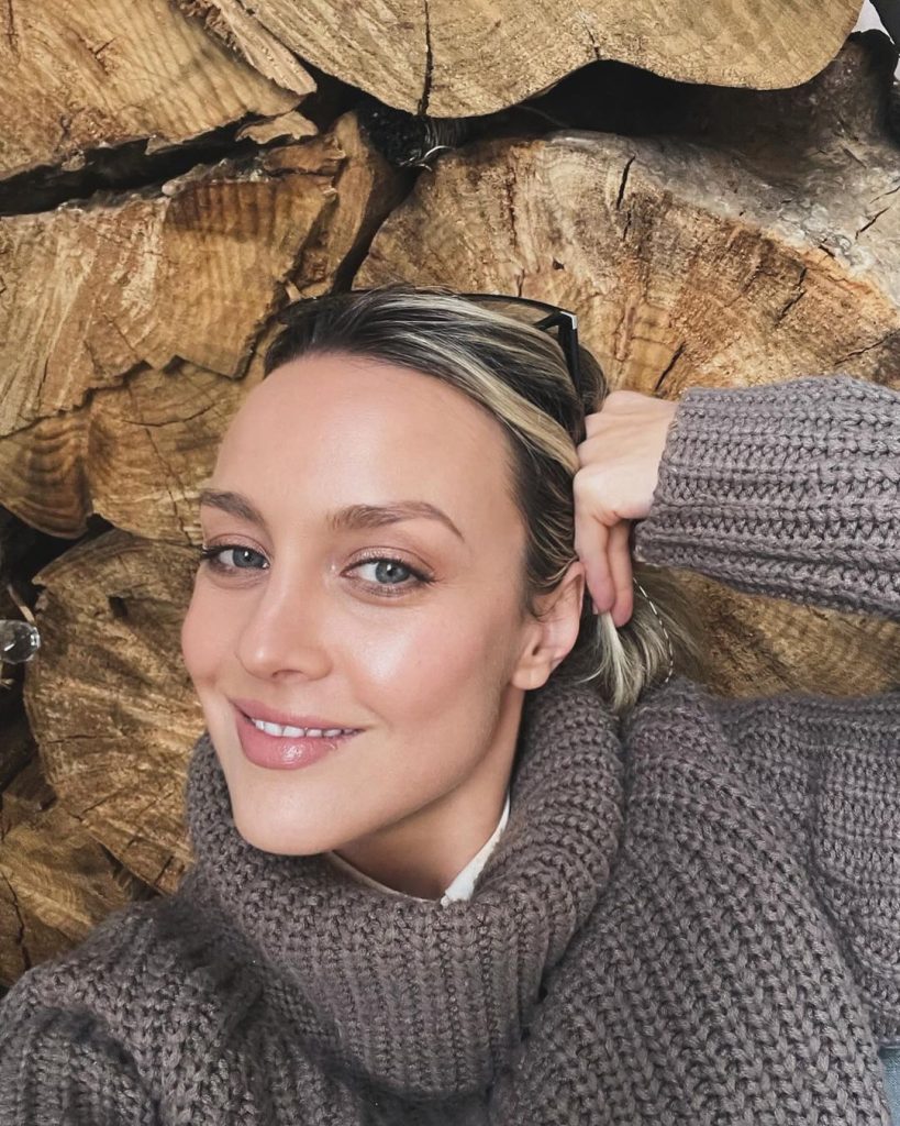 "Muy guapa": Cantante Fey encanta con su belleza en Instagram - Tecache.cl