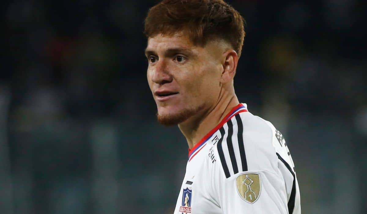 La condición que le puso Colo Colo a Leonardo Gil para renovar contrato ...