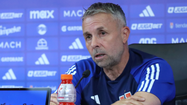 "No te puede alterar...": Gustavo Álvarez y el liderato de Colo Colo a ...