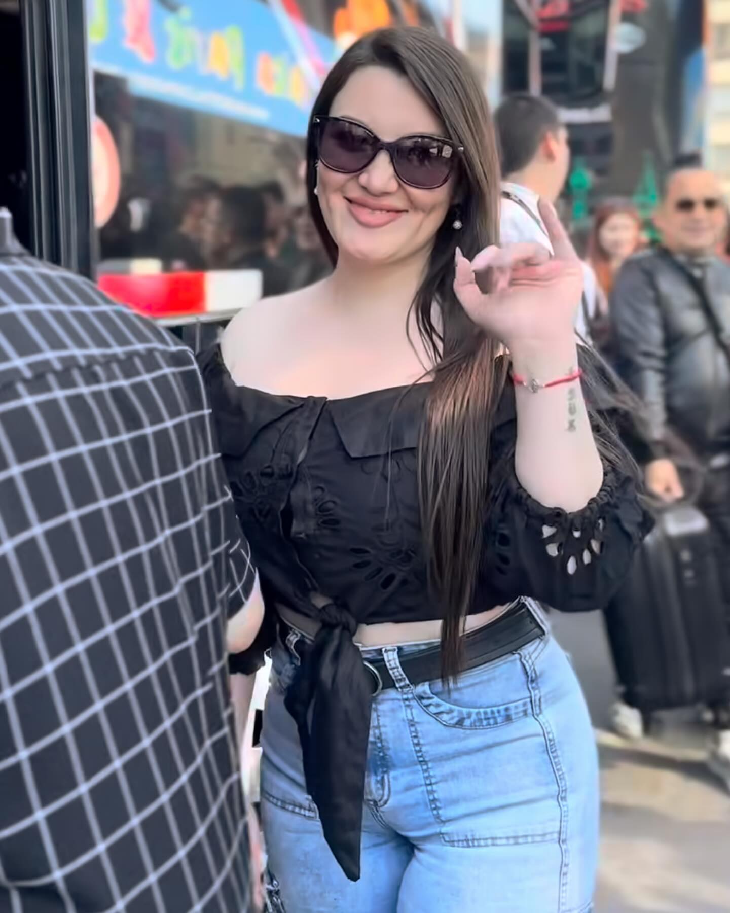Vocalista de "Entremares" desata toda su sensualidad en esta foto ...