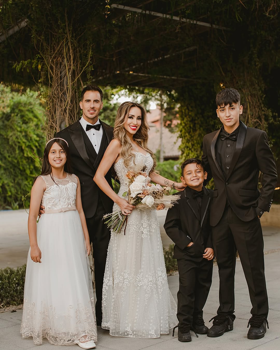 Con Esta Foto Camilo Huerta Celebra Un Año De Matrimonio Con Marité