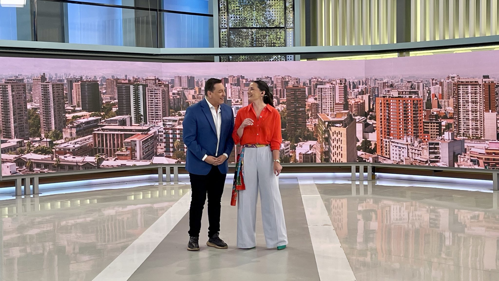 ¡Ya llegó a su nuevo canal! Revelan las primeras imágenes de Andrea ...