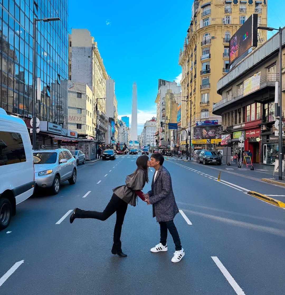 Yamila Reyna y Américo posan en romántica fotografía desde Buenos Aires ...