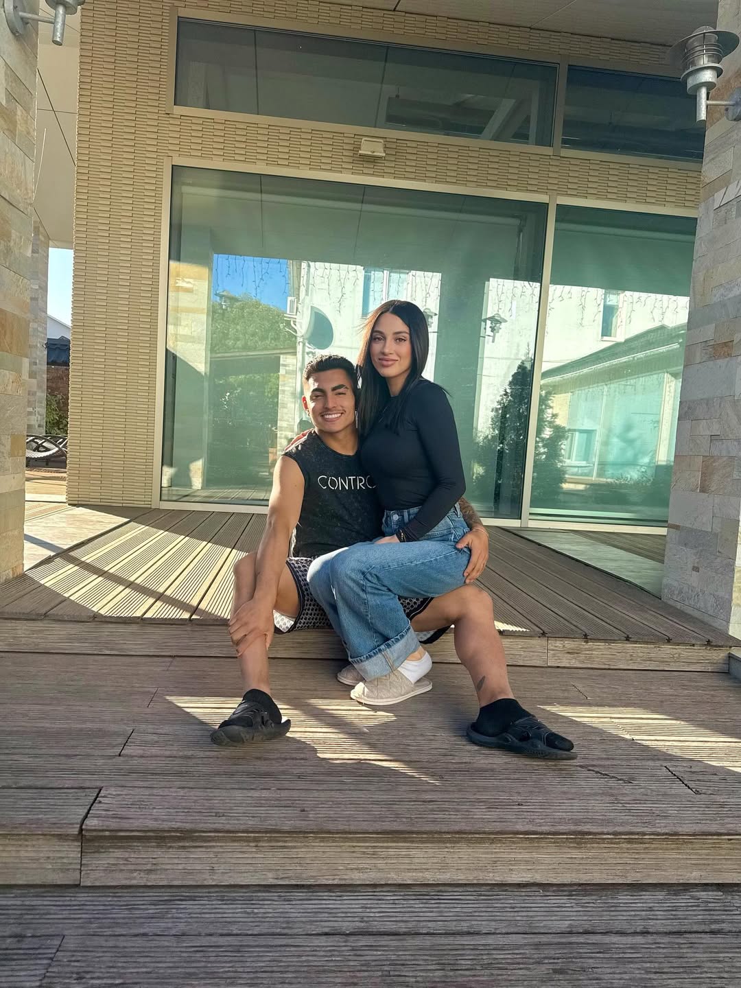 Camila Sepúlveda muestra su nueva vida en Rusia junto a Jordhy Thompson ...