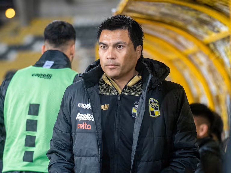 Esteban González quiere llevarse a figura de Colo Colo para reforzar ...